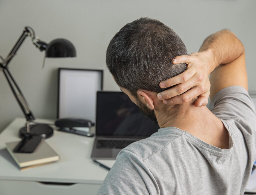 Comprehensive Guide to Recognizing & Treating a Pinched Nerve